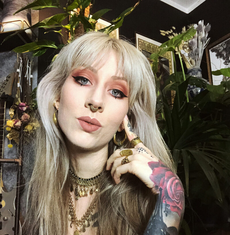 Kat Abdy, beyond the Neo Traditional with a bit of feminine magic ...