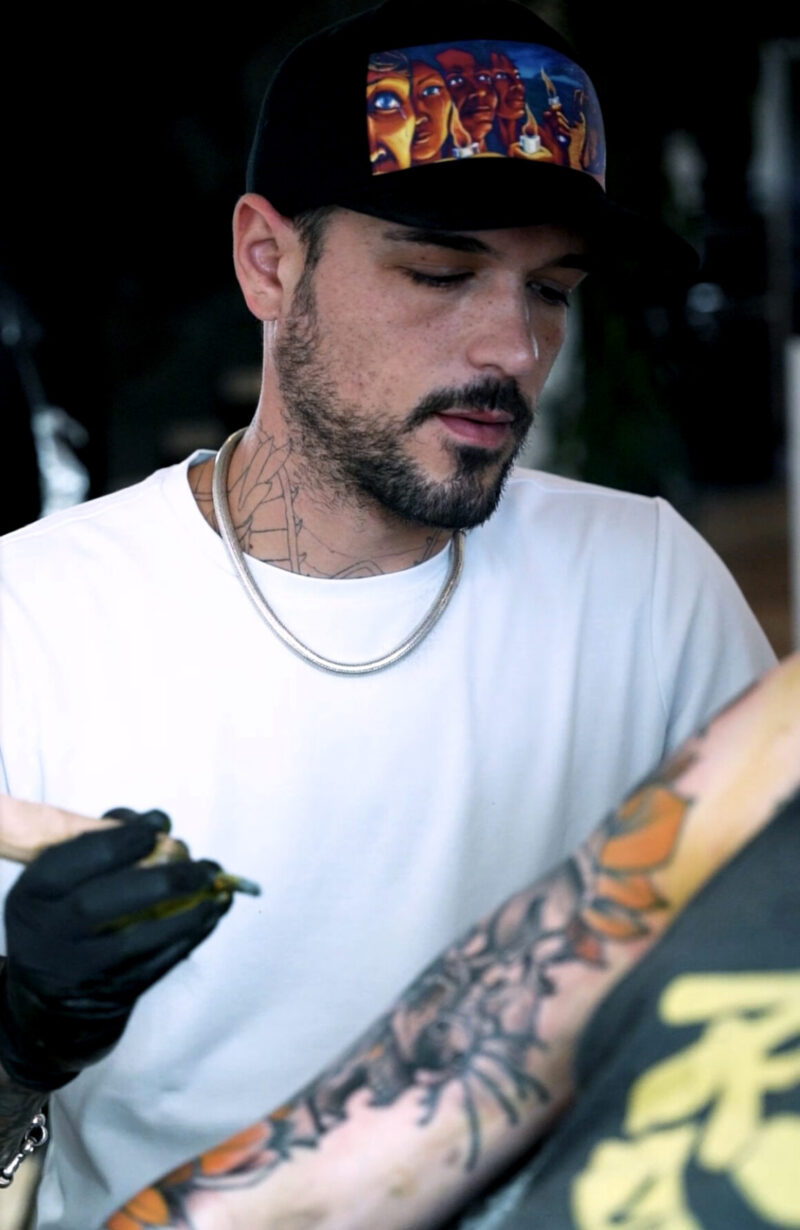 Fede Almanzor, orange is the new contrast with black - Tattoo Life