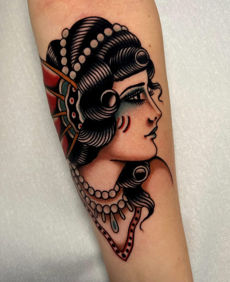 Women and sacred hearts in the Traditional of Gaia Leone - Tattoo Life