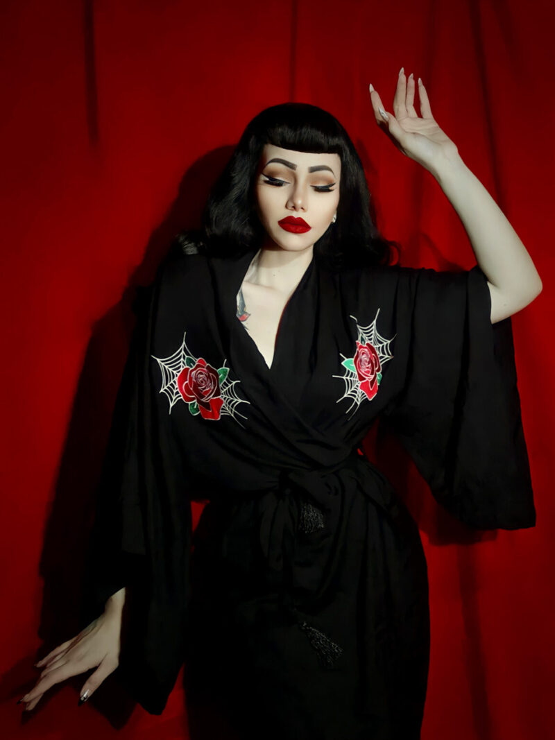 Miss Sharon Von Gates, the bubbly Italian pin up - Tattoo Life