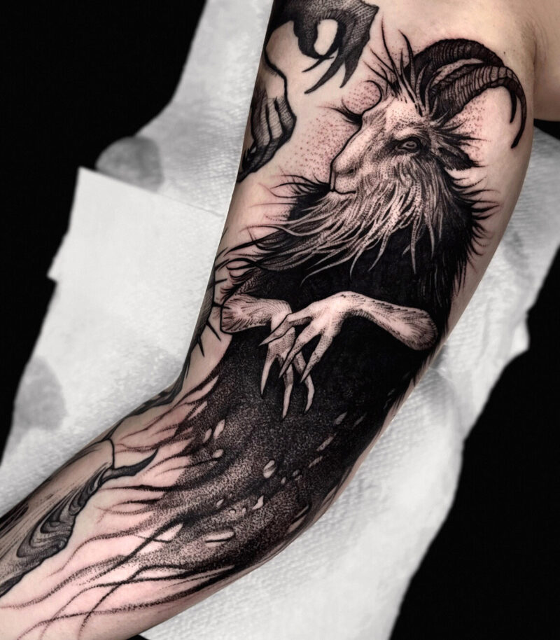 Tessa Von, the storyteller of tattoos - Tattoo Life