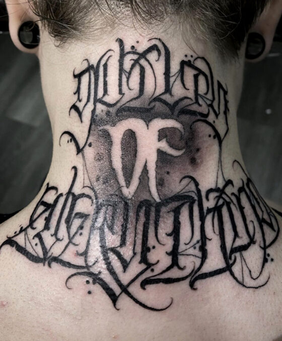 Lettering tattoos and writings on skin - Tattoo Life