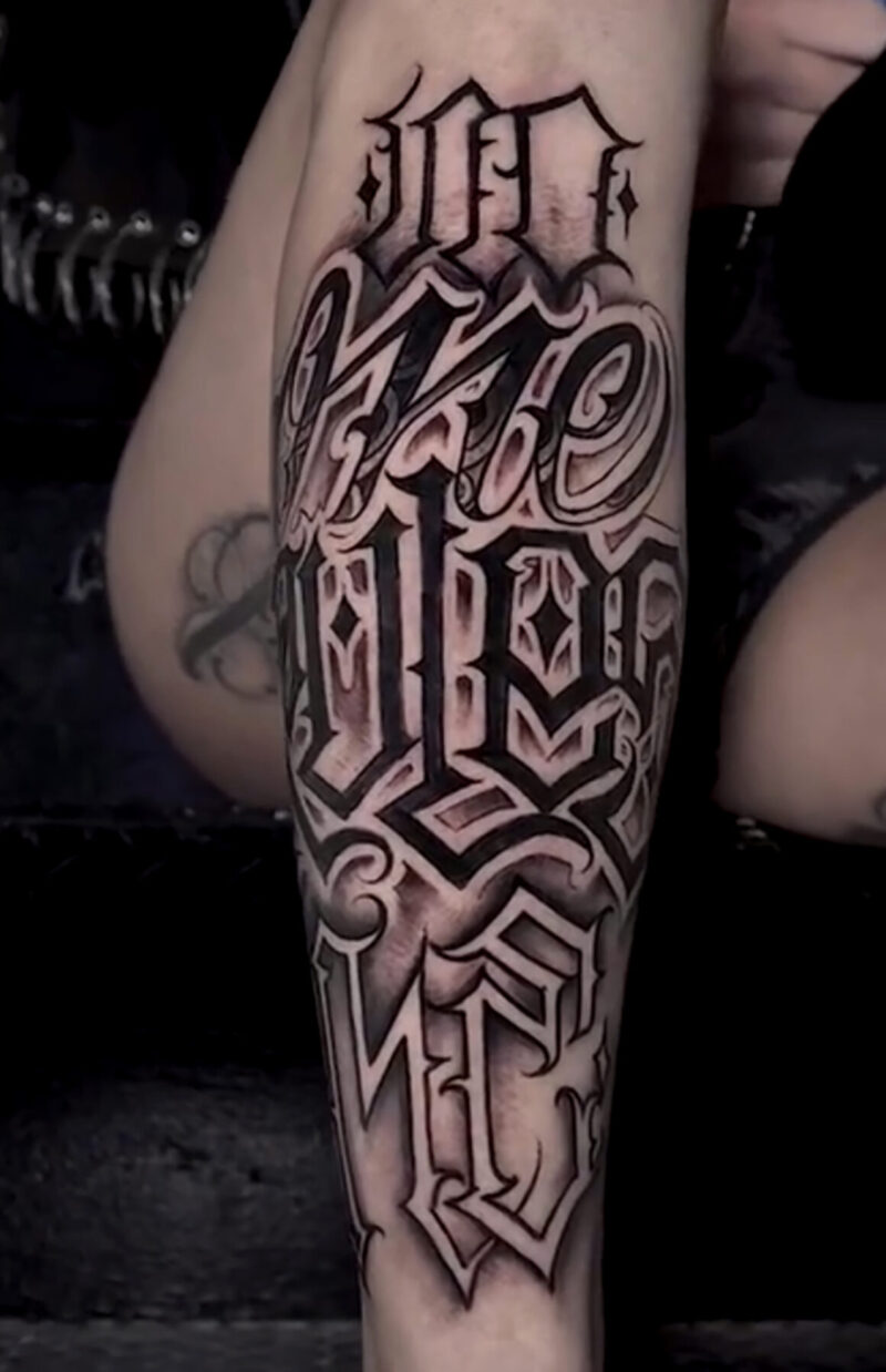 Lettering tattoos and writings on skin - Tattoo Life