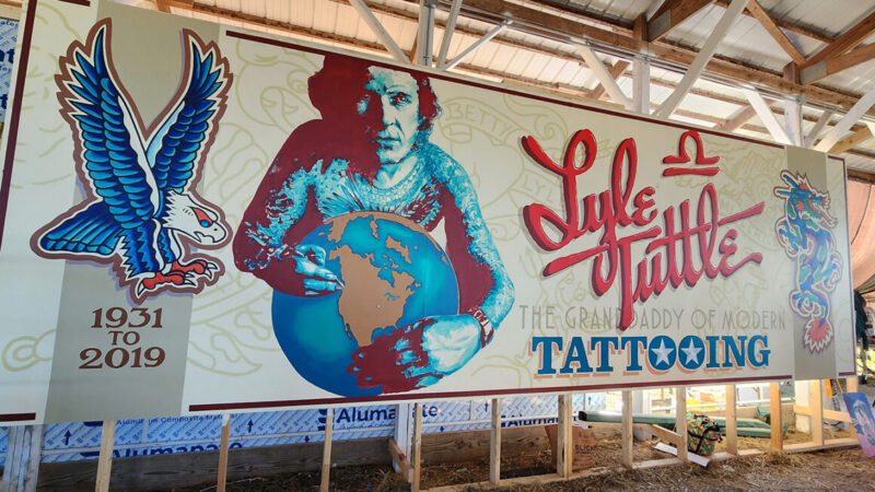 Lyle Tuttle protagonist of a wall painting by Mr Dan - Tattoo Life