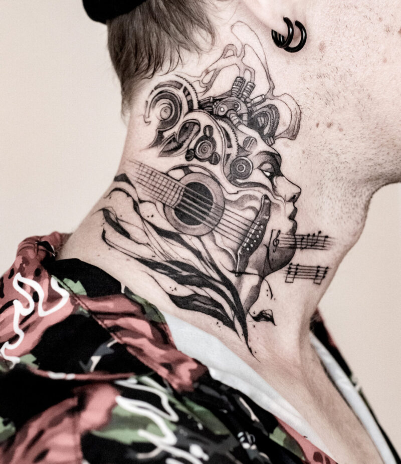 From Manhattan the black work and graphic tattoo project of Victor del ...
