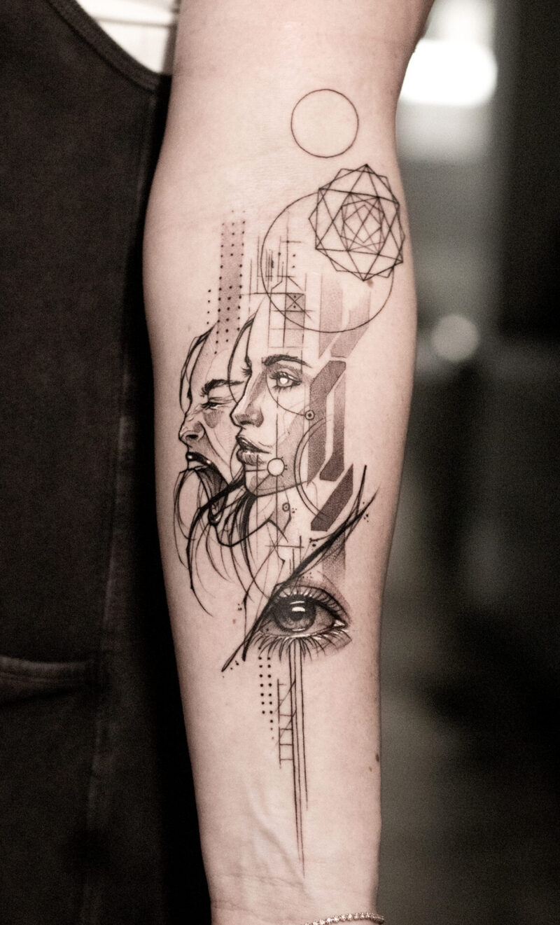 From Manhattan the black work and graphic tattoo project of Victor del ...