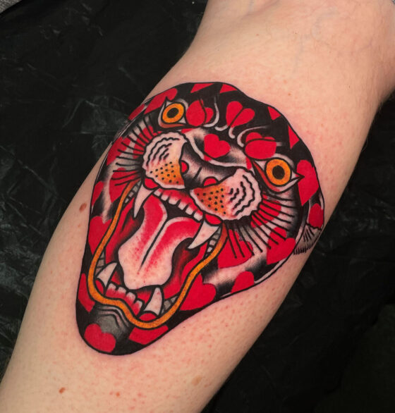 The lines of Traditional by Mors - Tattoo Life