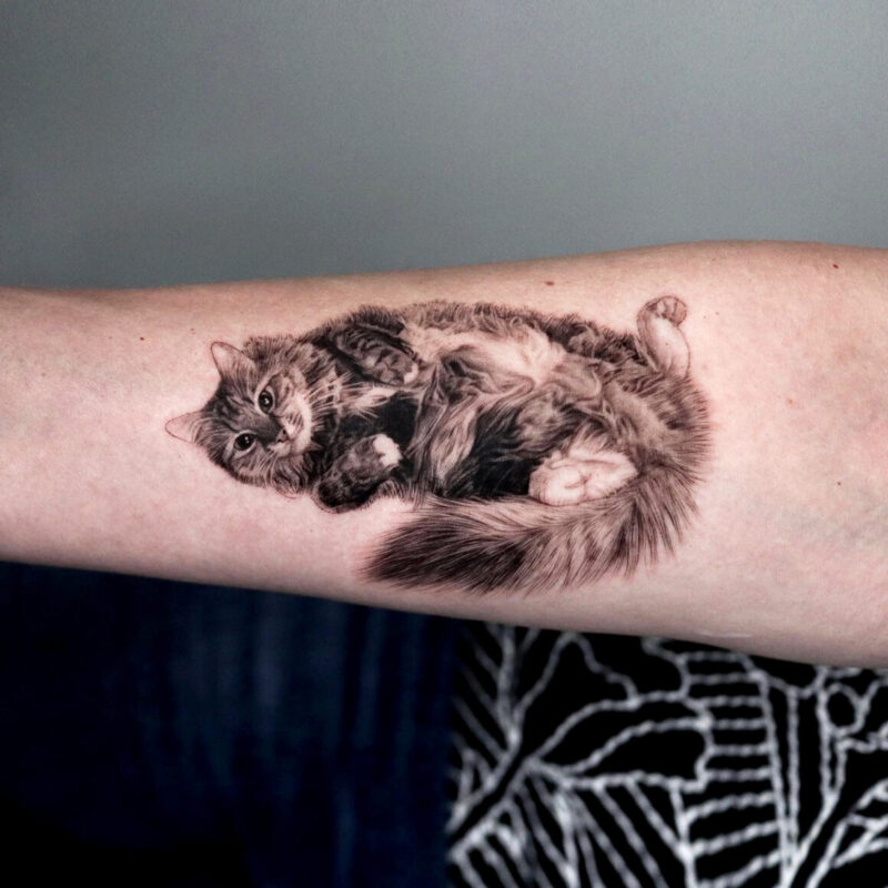 Yeono, the love of animals imprinted on skin - Tattoo Life