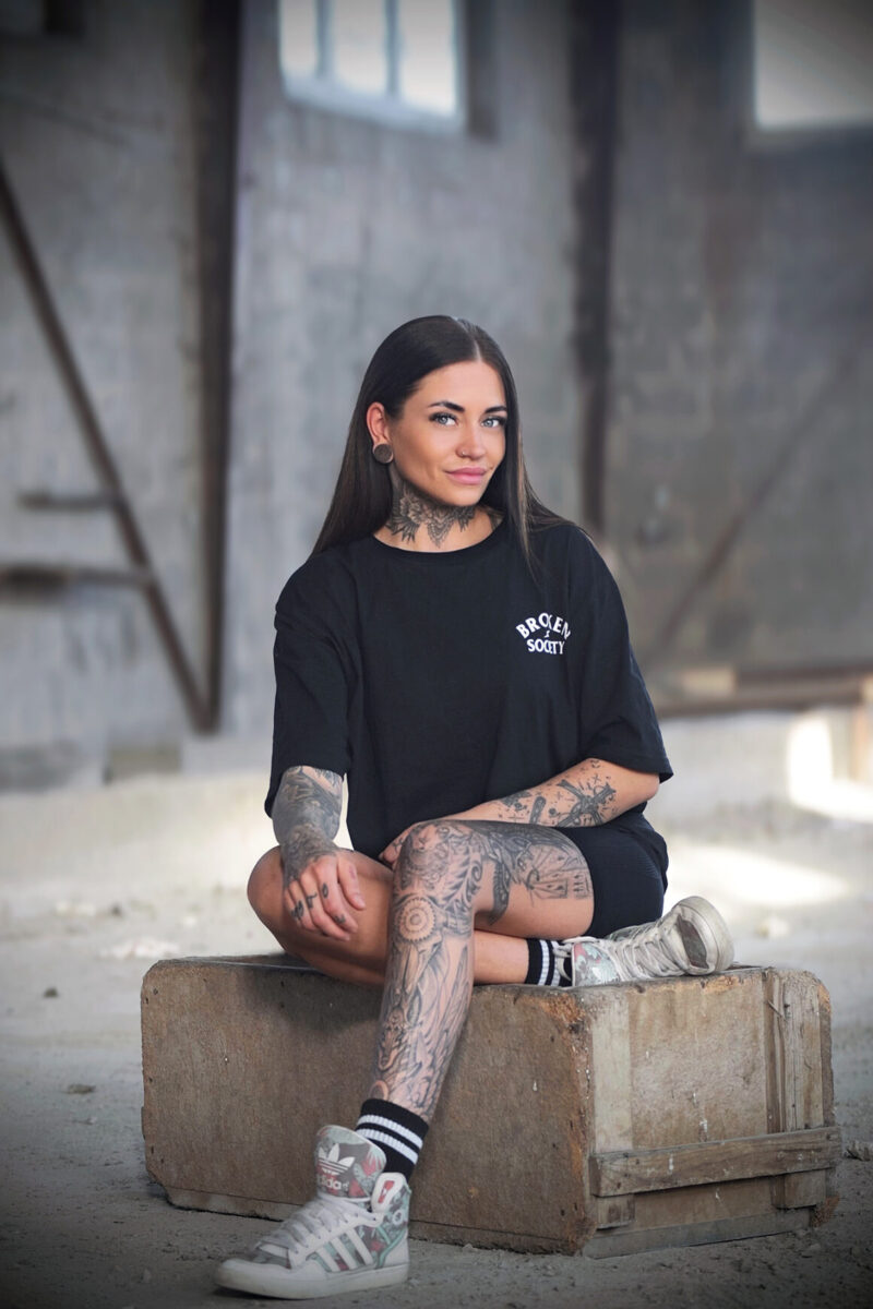 Maddi, welcome to the temple of the dog - Tattoo Life